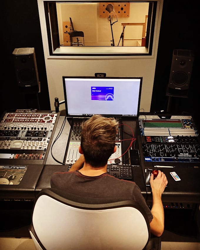 Be your pop music producer or composer by Andreaberetta94 | Fiverr