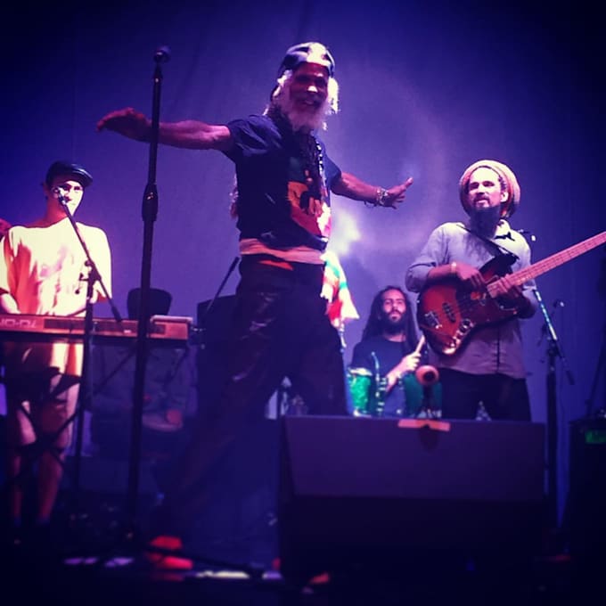 Produce a goood bassline with the best reggae bass player in south ...