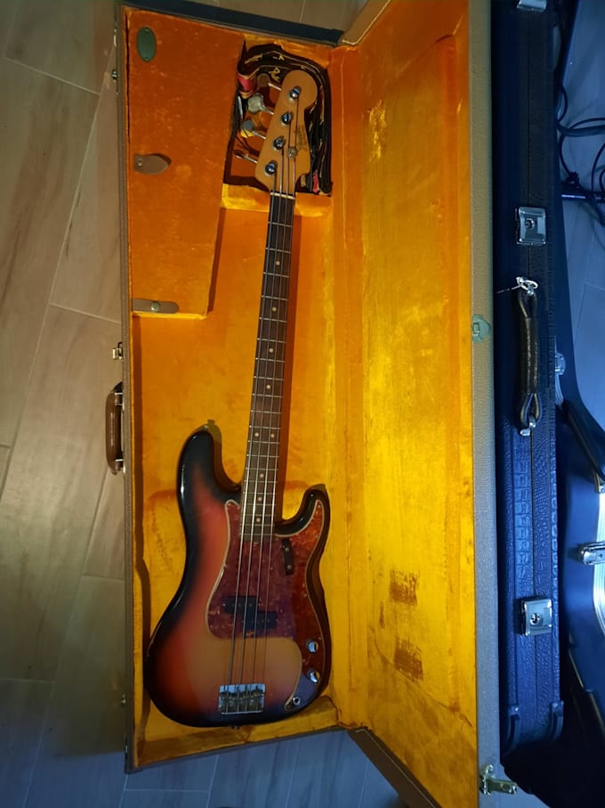Record a bass line for you by Maxbonuccelli | Fiverr