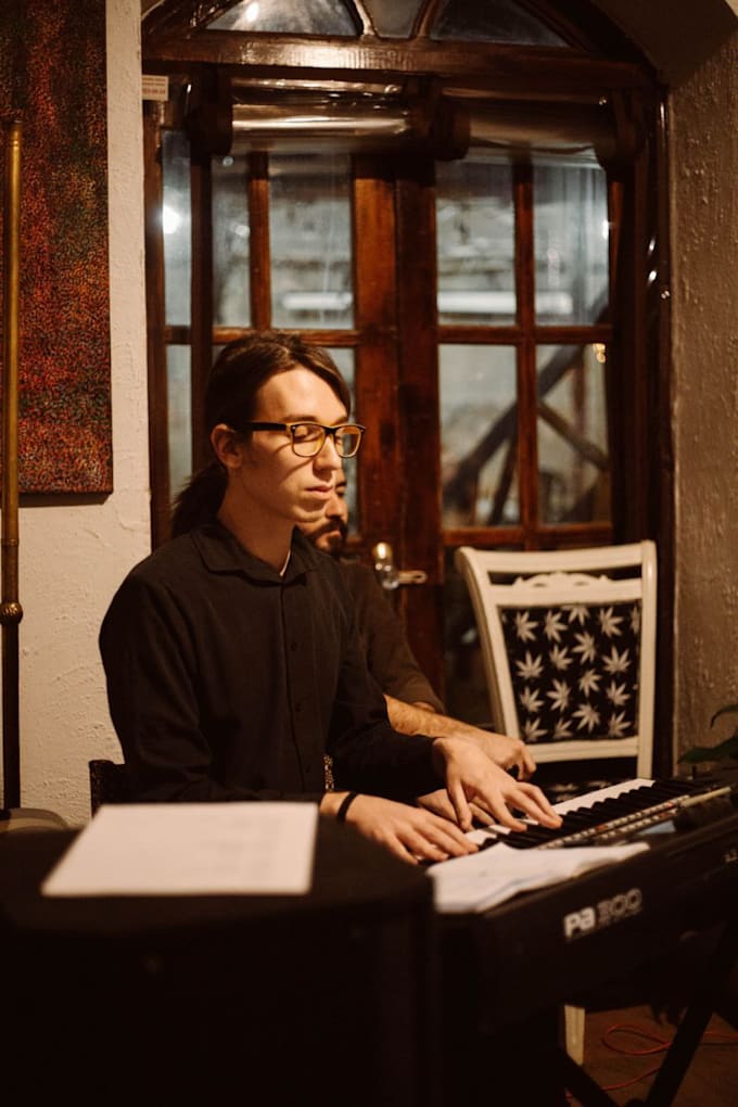 12 Best freelance piano composers for hire in July 2024