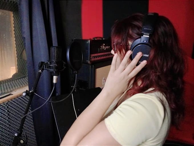 12 Best freelance voice actors for hire in December 2024