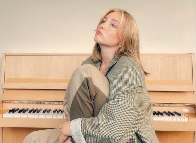 12 Best freelance songwriters for hire in March 2025