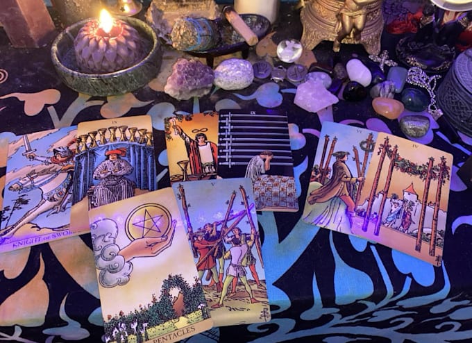 12 Best freelance oracle card readers for hire in July 2024