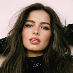 Provide coat of arms,family crest,heraldic,luxury logo design by Kiera ...