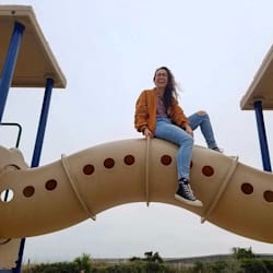 Create a stunning resume and linkedin profile for you by Kate_bianchi ...