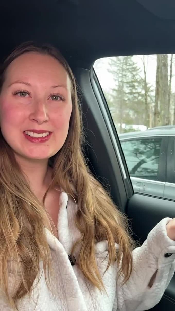 Create natural selfie style ugc video ads for your product by ...