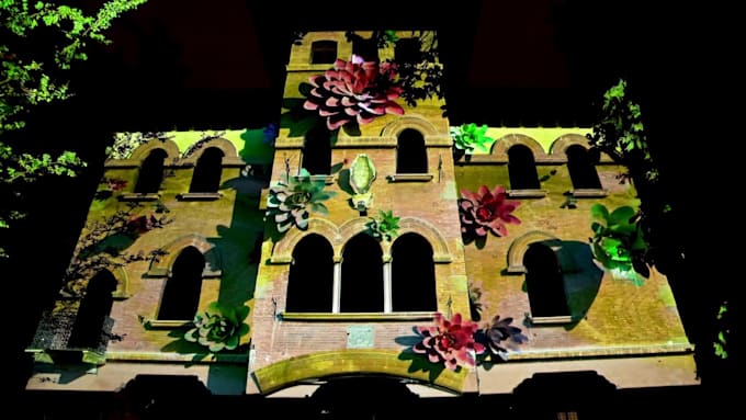 Create immersive visual experiences with video mapping and art ...