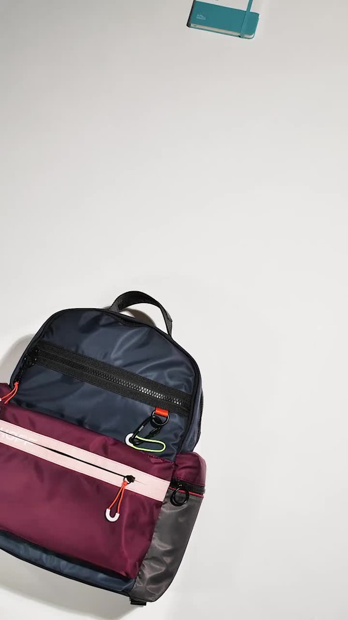 Do fashion animation, 3d backpack animation, handbag animation,3d bag ...
