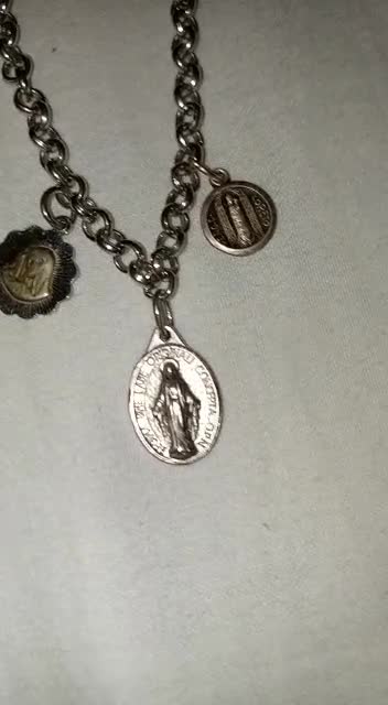 Do custom chains with with crosses and medals of saints by ...