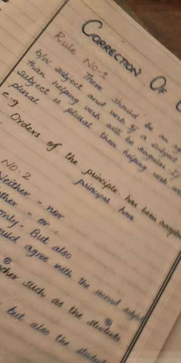 Handwrite or type your notes, assignments and images in an elegant ...