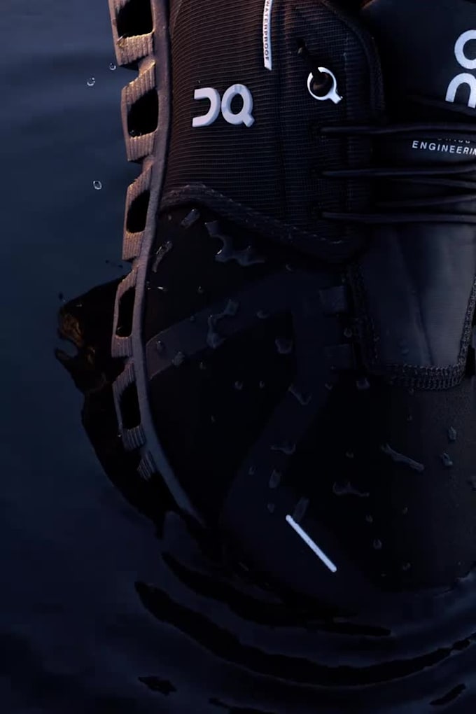 Realistic 3d shoe animation 3d sneaker model shoe design 3d sneaker ...