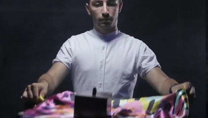 Teach you a magic trick by Theo_lemaire | Fiverr