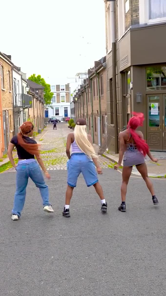 Tiktok dance, viral dance video, twerk dance, choreography, reels video dance by Iyanuoluwamira0 ...