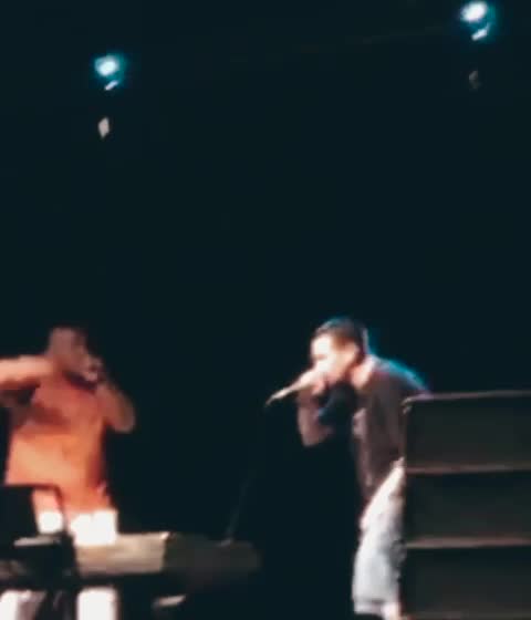 Rap a verse or a chorus for your project in italian or in english by ...