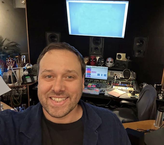 Be the perfect male voice actor for your radio, tv, and podcast ...