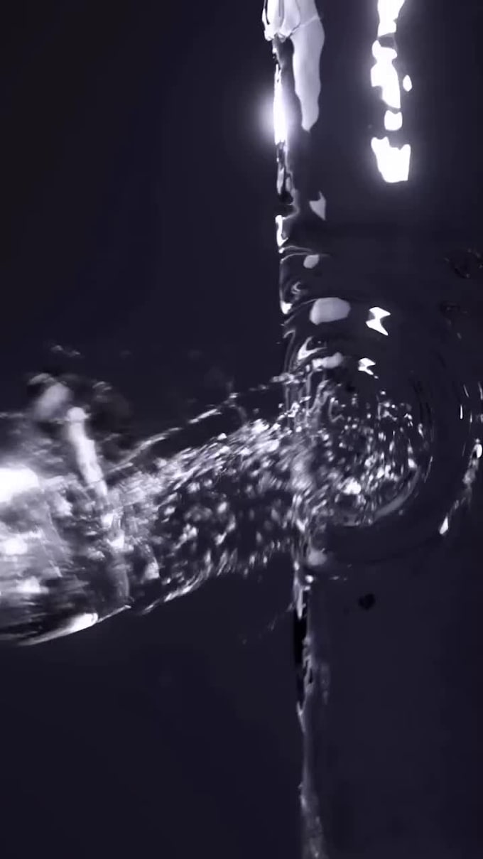 Do 3d water simulation, 3d liquid animation, 3d cgi product animation ...