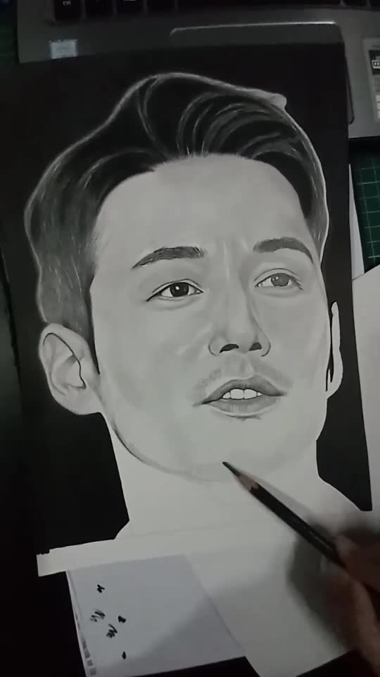 Draw a close up pencil portrait from a reference photo by Coloringiship ...