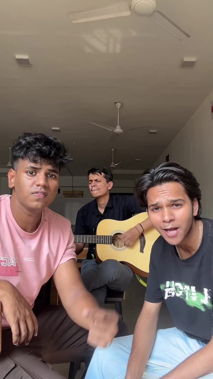Be your professional male singer for hindi, bollywood by Anujiedits ...