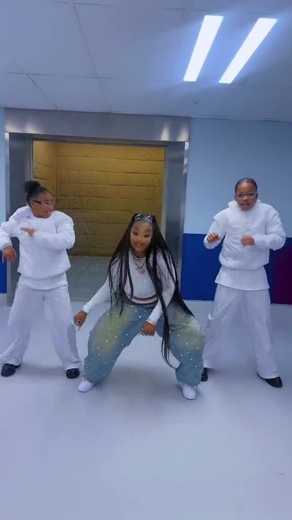 Do choreography tiktok dance, afrobeat, shuffle african, gospel group ...