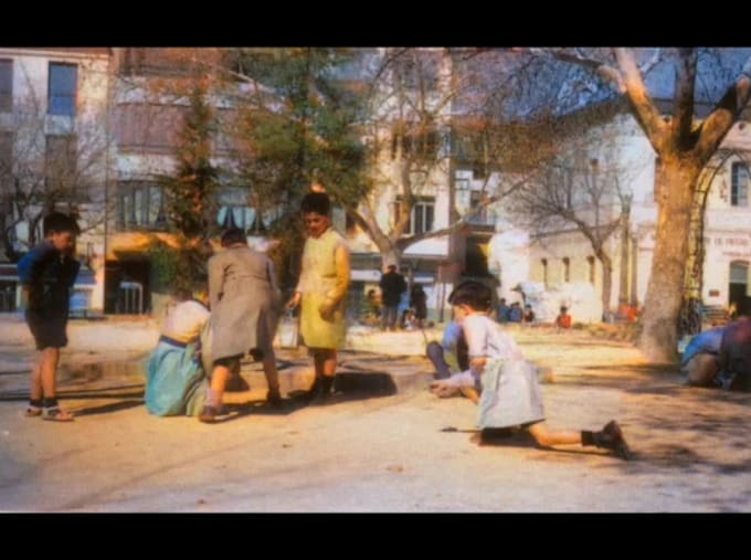 Doy color a tus fotos antiguas by Rebelwade | Fiverr