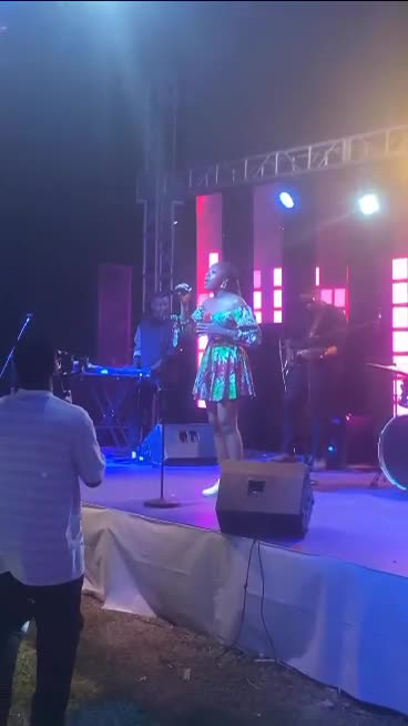 Be your female lead and adlibs singer by Nanyah1 | Fiverr