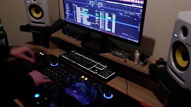 Professionally mix your playlist of any genre by Villiamgoods | Fiverr