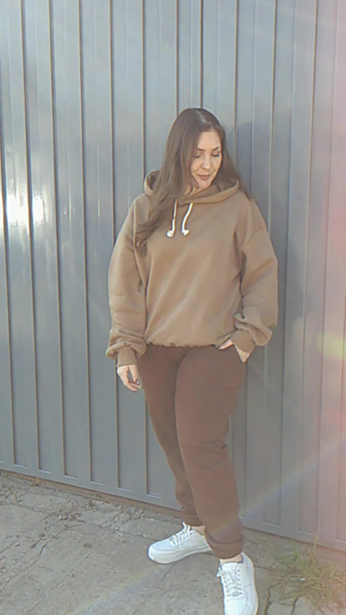 Soy modelo plus size by Floo_w | Fiverr