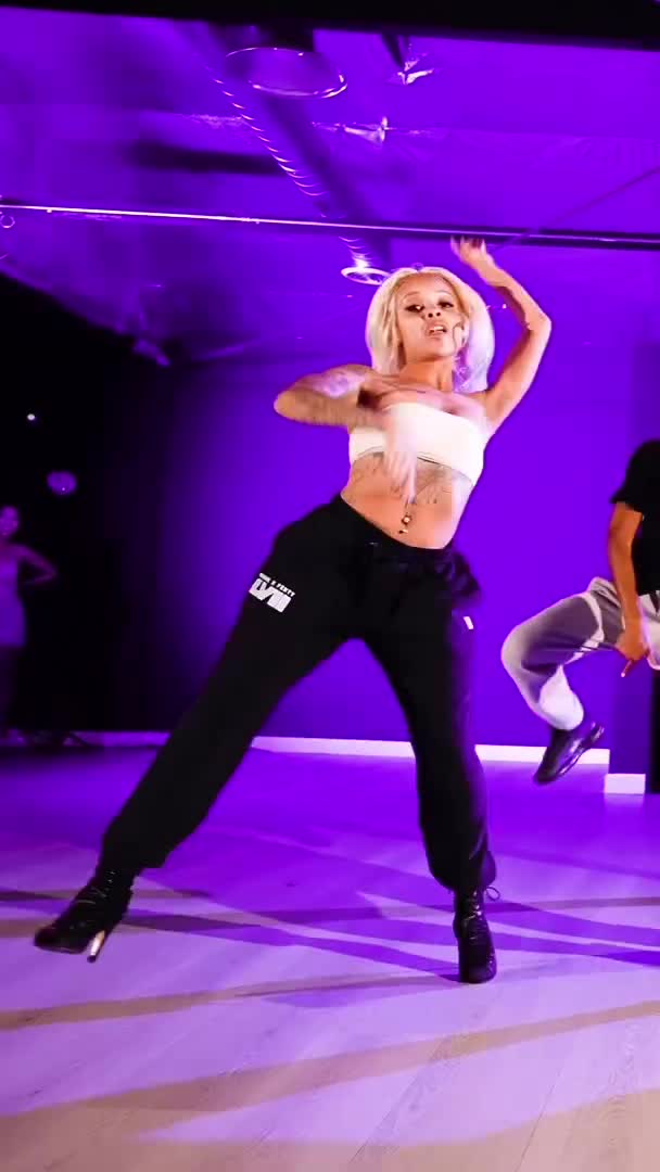 Create tik tok dance video, tik tok dance, hip hop dance to your song by Enu_sondra | Fiverr