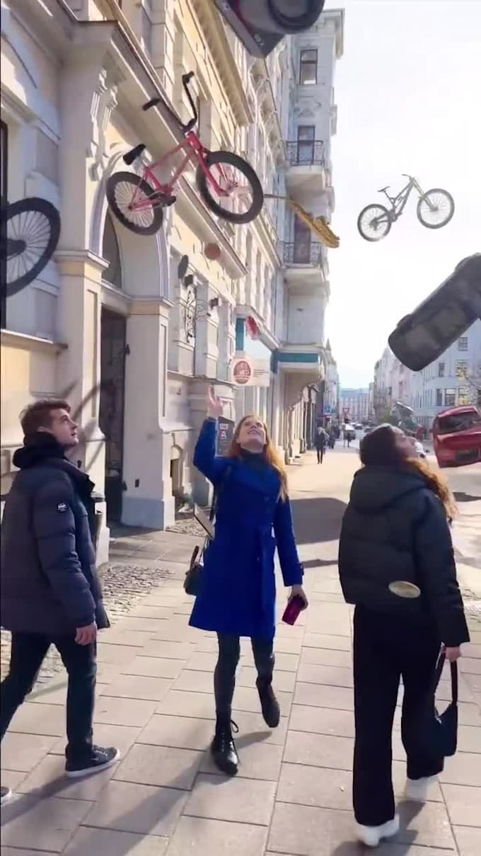 Create cgi product animation, cgi video editing, cgi short film ...