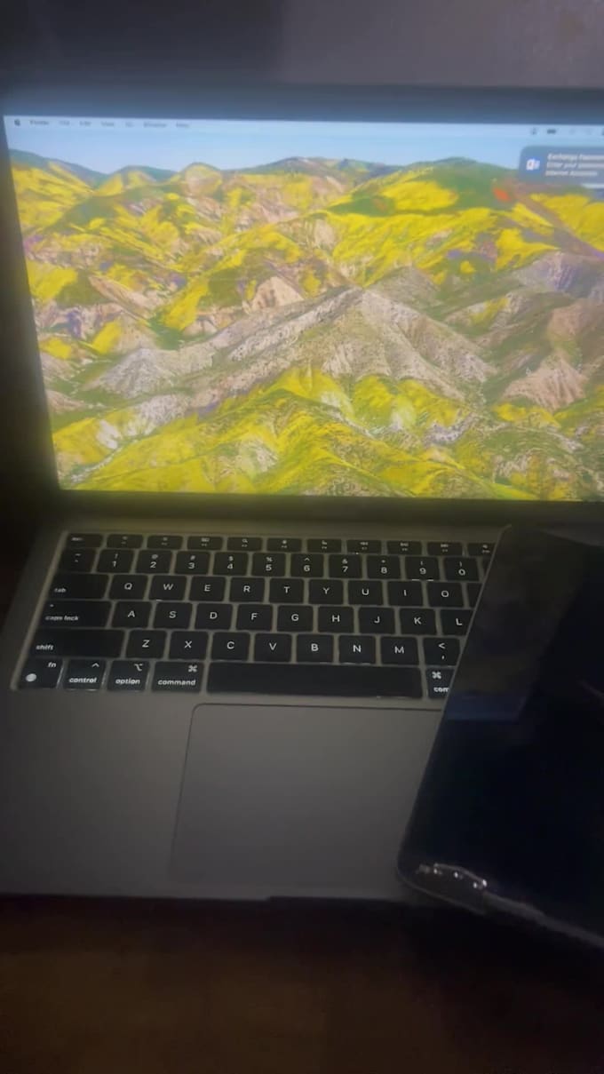 Repair your macbook screen and battery with fast shipping by Macmend ...