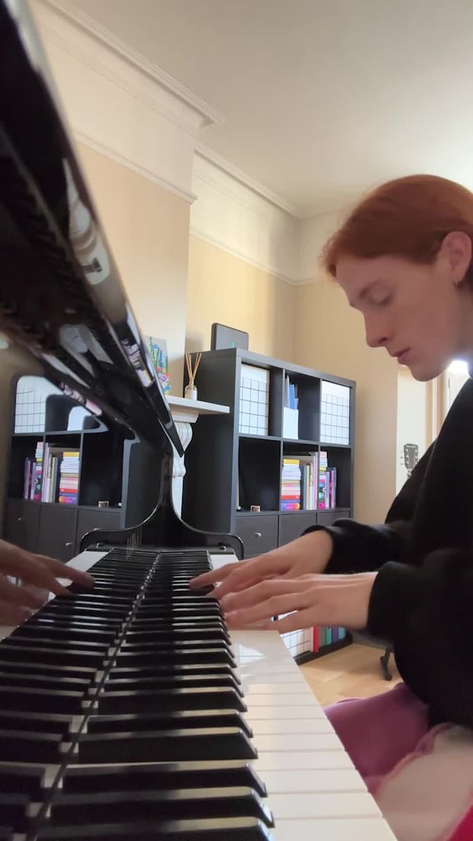 Compose and record professional piano, keyboards for you by ...