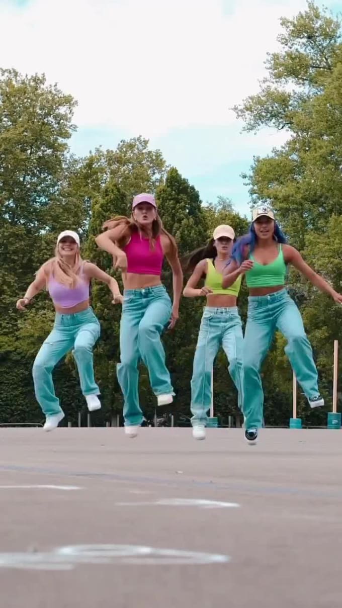 Do Group Dance Hip Hop Dance Dance Choreography Tik Tok Dance Dance