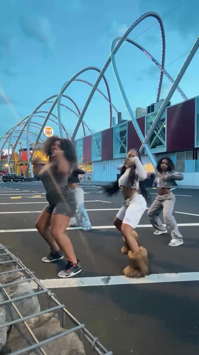 Create amazing tik tok dance video, twerk dance video to promote your song by Clark_dancer | Fiverr