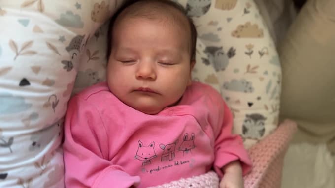 Make perfect newborn pictures and videos by Veronikanagyova | Fiverr