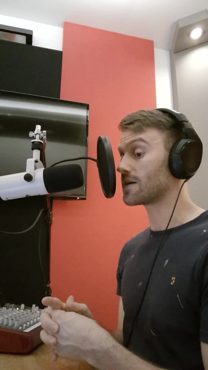 Record british english voiceover vo, professional audio mastering by Markrzucker | Fiverr