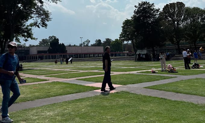 Do photo editing, background removal, fast turnaround by ...