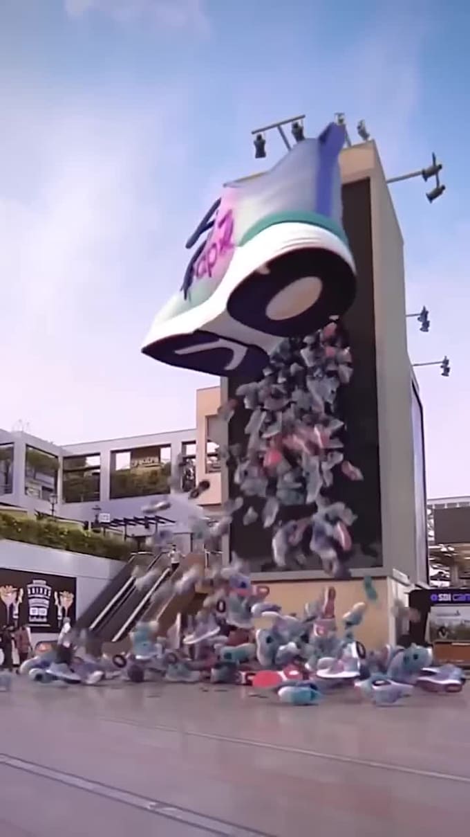 Create 3d cgi shoe, 3d shoe animation, modeling, and rendering by Steve ...