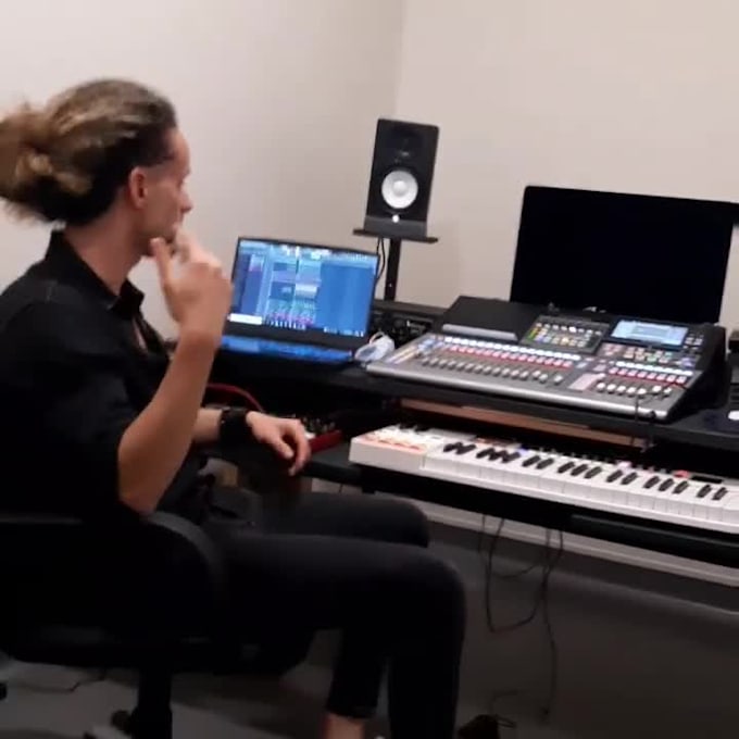 Online music production lessons by Williamproducer | Fiverr