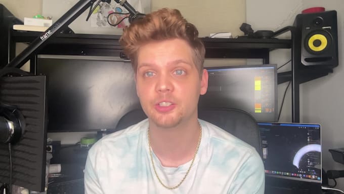 Produce a custom and original trap, rnb, or hyper pop beat by Robi ...