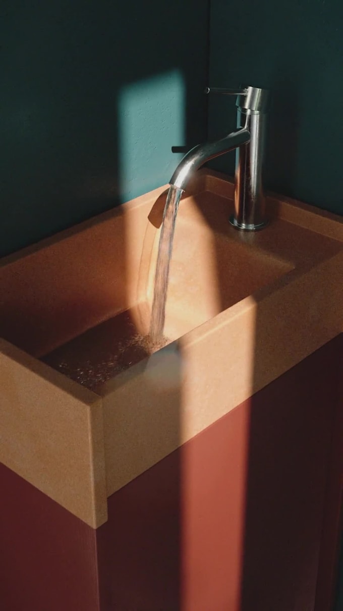 Make 3d fluid simulation 3d water simulation vfx animation cgi product ...