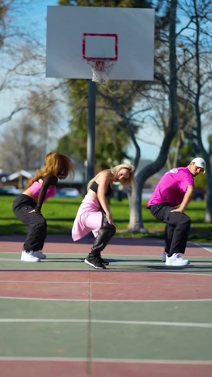 Tiktok hip hop dance video afrobeat group dance video reels dance to ...