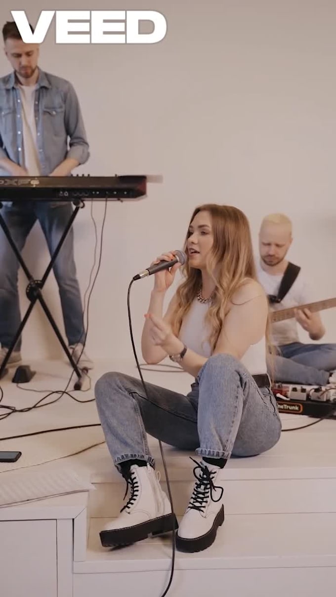 Be your female singer, love song, birthday, anniversary or wedding ...