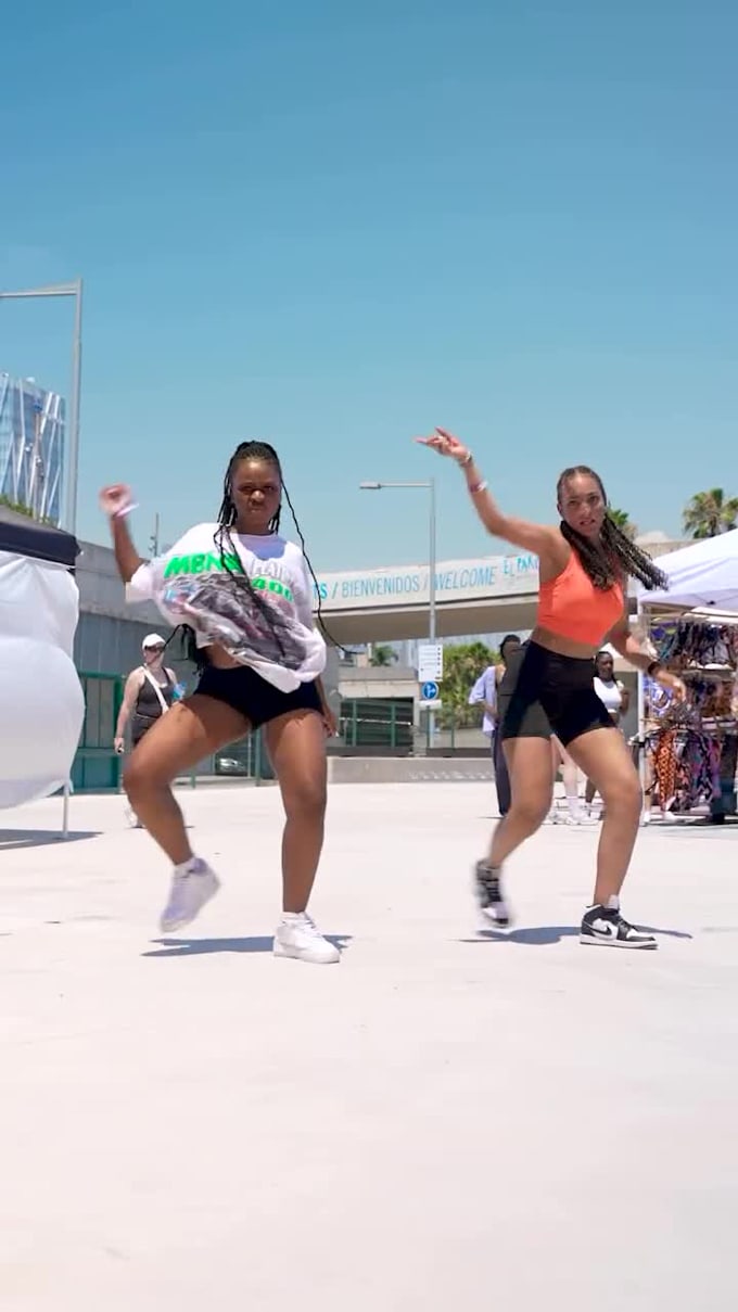 Tiktok dance, cheorography, hip hop dance, african dance shuffle dance ...