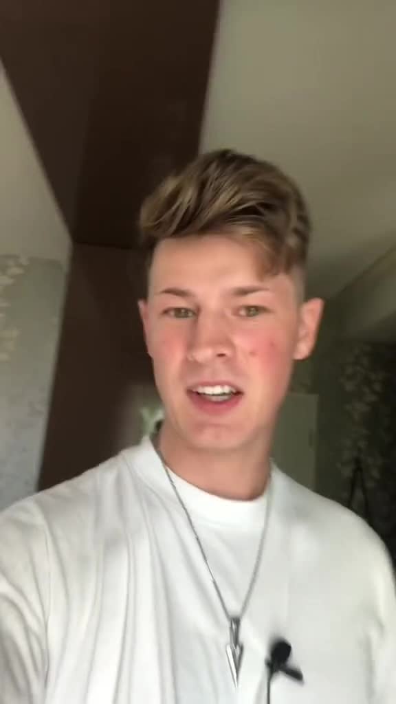 Create ugc content for you by Werbendesigns | Fiverr