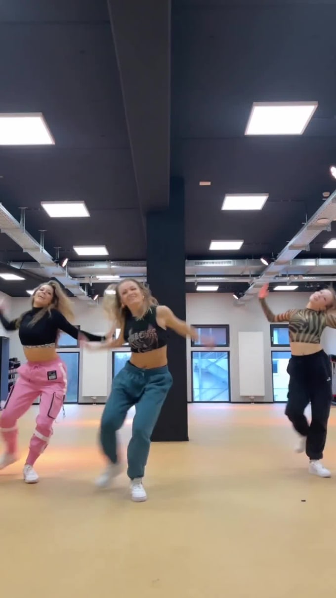 Create Stunning Tik Tok Shuffle Group Dance Video Afro Hip Hop Dance