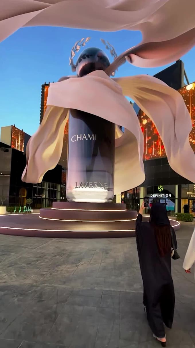 Faire une animation cgi 3d, une animation de produit cgi 3d, une ...