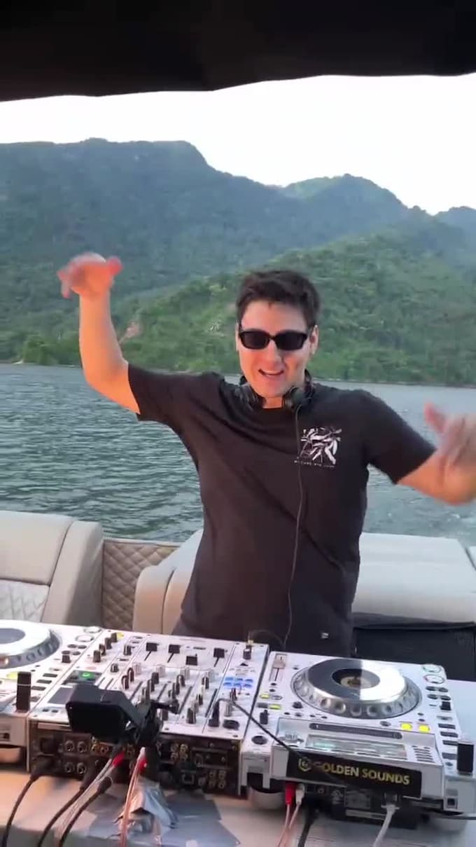 Create melodic, progressive, and techno professional dj mix by ...