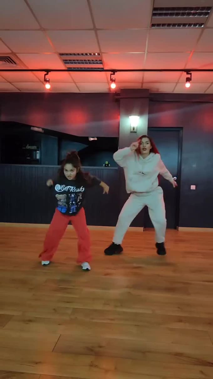 Create tik tok video female beauty model for your song by Kabiratjohn ...