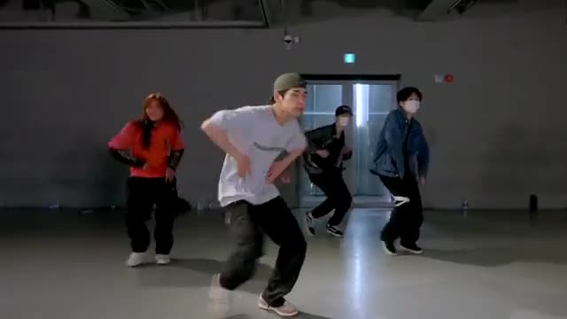 Do hip hop dance, dance choreography, group dance, tik tok dance, dance video by Auroraruly | Fiverr