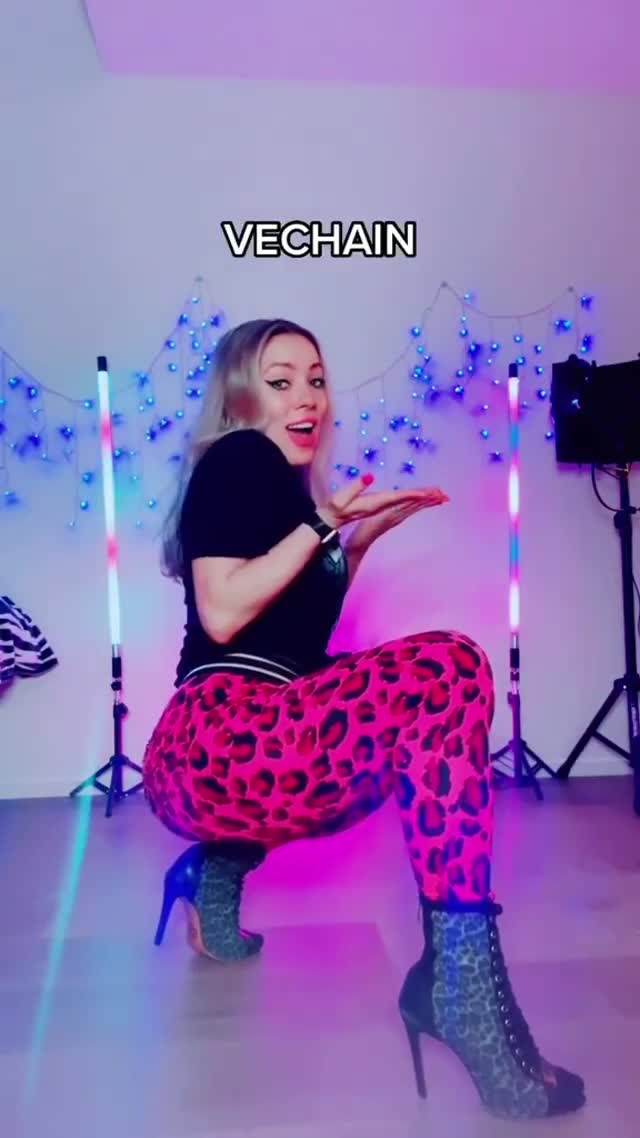 Dance Tik Tok Dance Video Tik Tok Dance Twerking Dance By Sasha